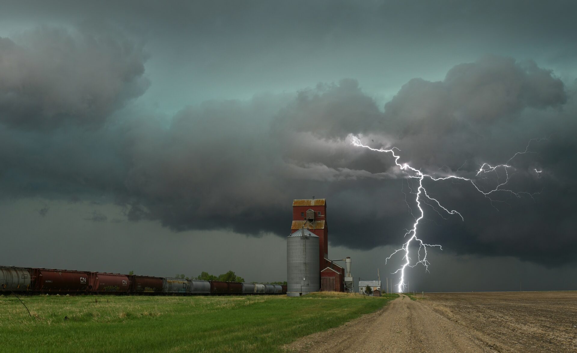Advanced Lightning Detection Systems | Senseca UK Weather Sensors